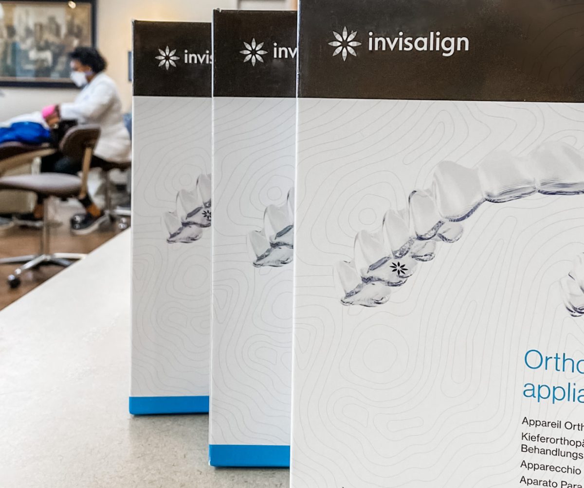 Invisalign with Your Orthodontist in Chicago IL - Braces by Barnes